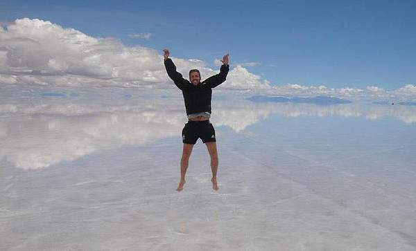 Ariel is on Couchsurfing! | Couchsurfing