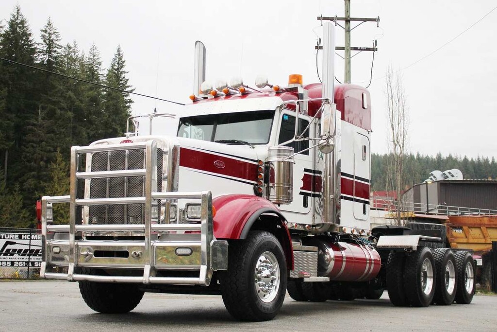 2019 Peterbilt 367-Tri-Drive-Tractor-with-48in-Sleeper-Cab For Sale