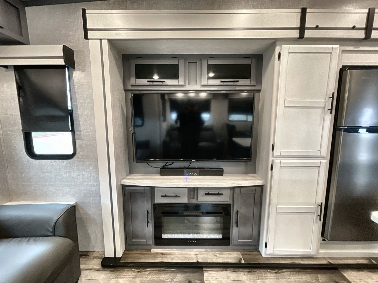 2023 KEYSTONE VOLANTE 375MD for sale in Cleburne TX 4YDFVLU25P6360278