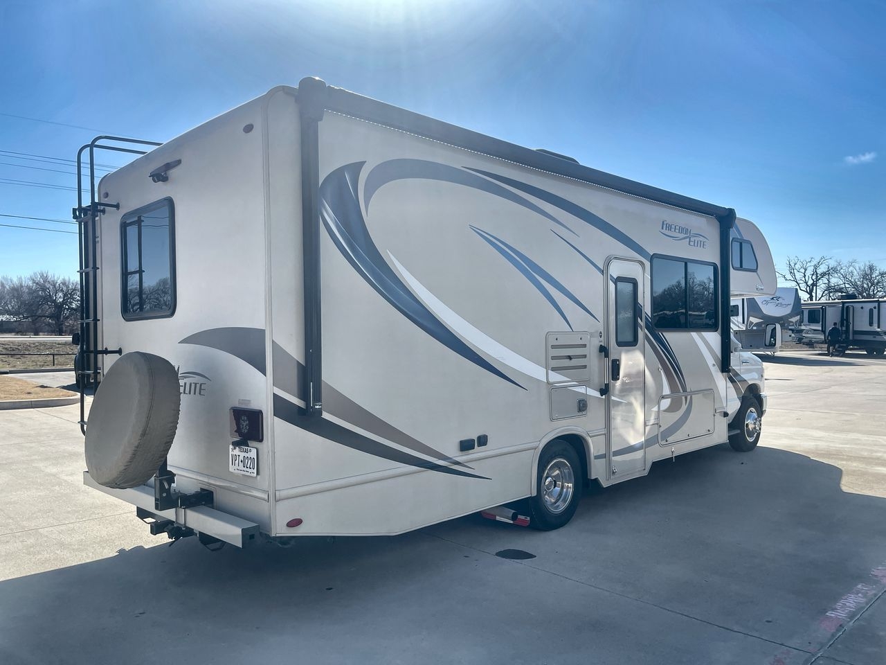 2019 THOR FREEDOM ELITE 26 HE for sale in Cleburne TX 1FDWE3FS2KDC25095