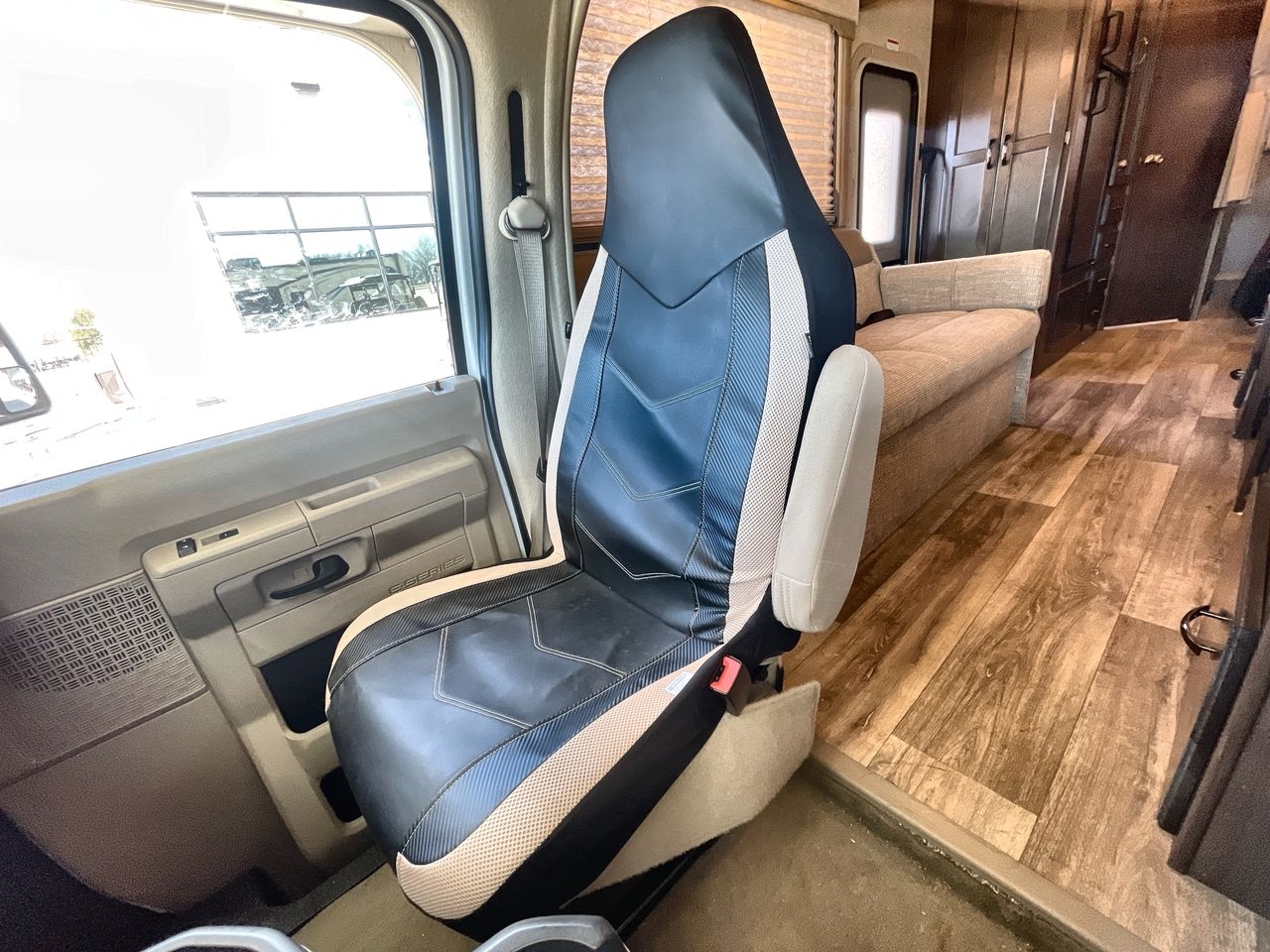 2019 THOR FREEDOM ELITE 26 HE for sale in Cleburne TX 1FDWE3FS2KDC25095