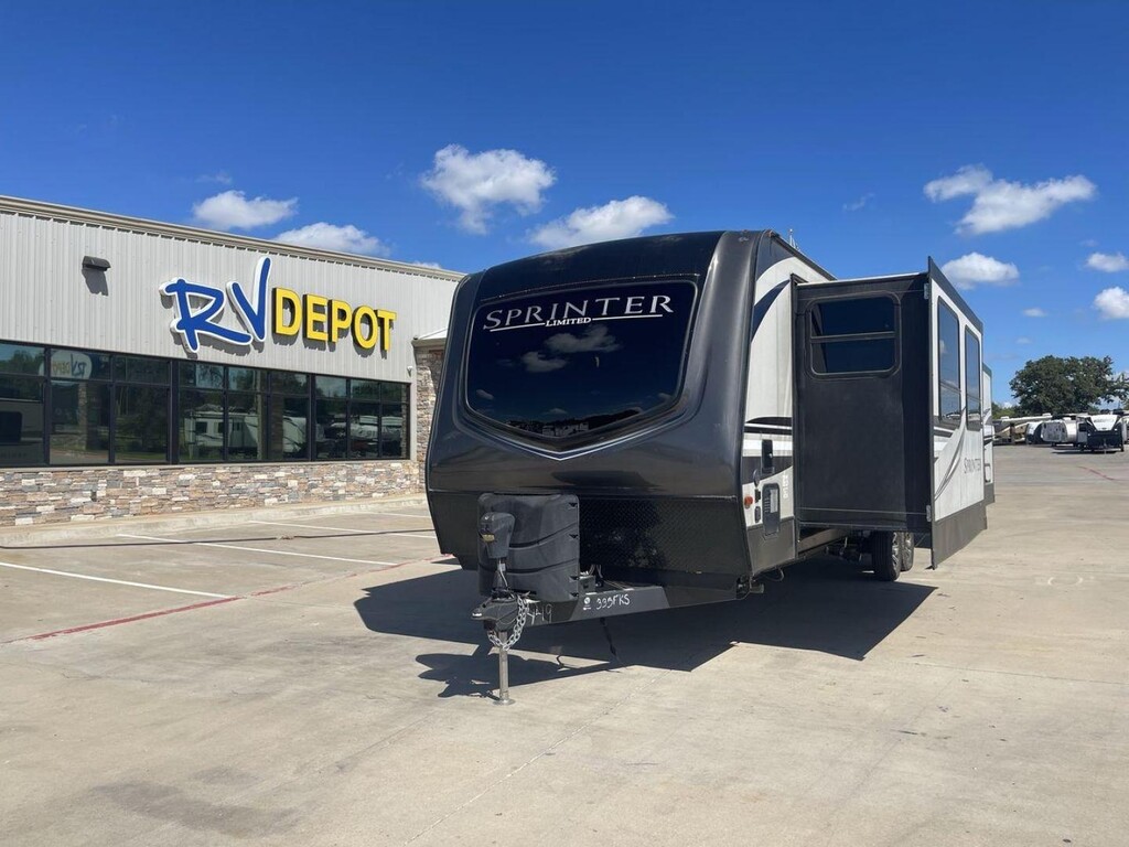 2019 KEYSTONE SPRINTER 333FKS for sale in Cleburne TX 4YDT33321K1532449
