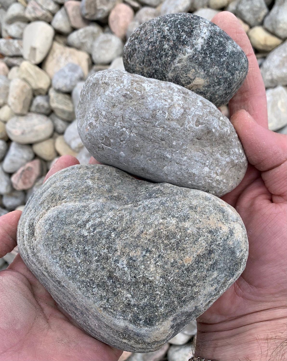 4"-8" River Rock