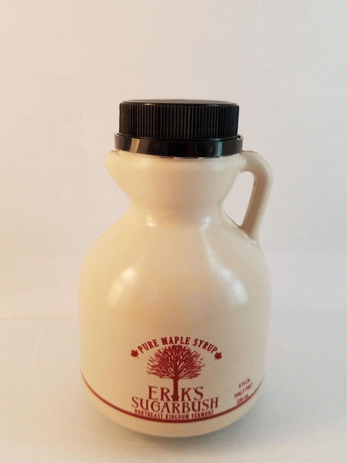 Half Pint of Organic Vermont Maple Syrup- Dark Robust
