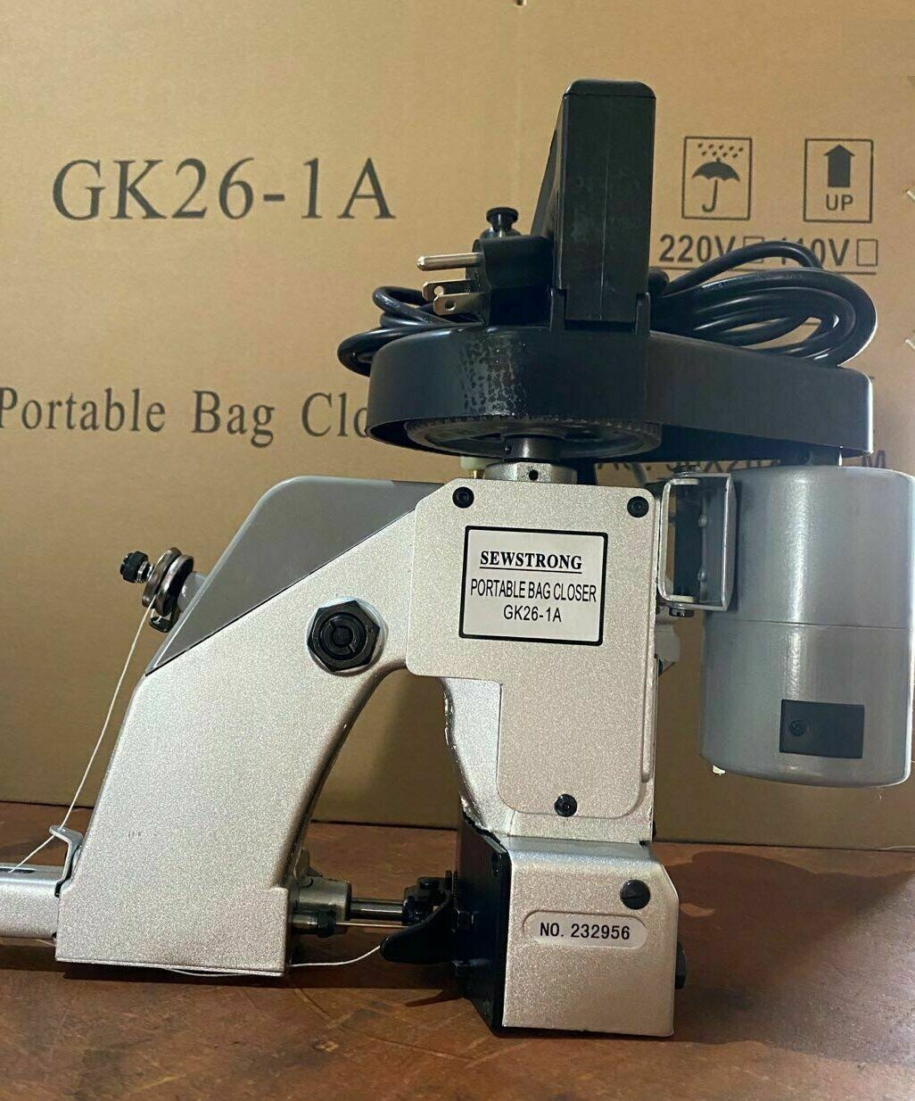 Bag Closer GK26-1A with (Extra heavy Feed Dog)