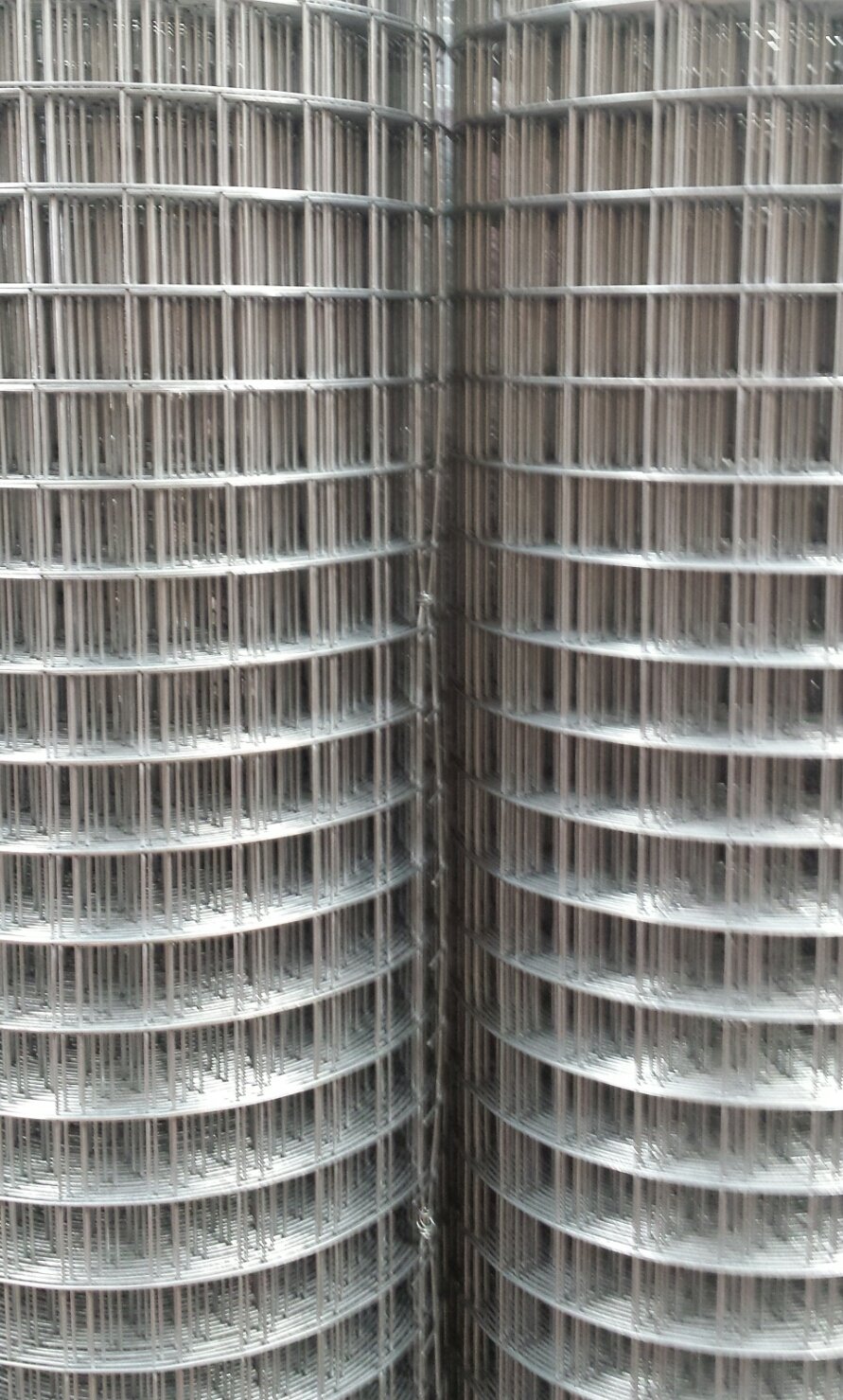 2" x 2" x 12swg (2.50mm) Galvanised 6' x 82' (183cm x 25m) Welded Mesh ...