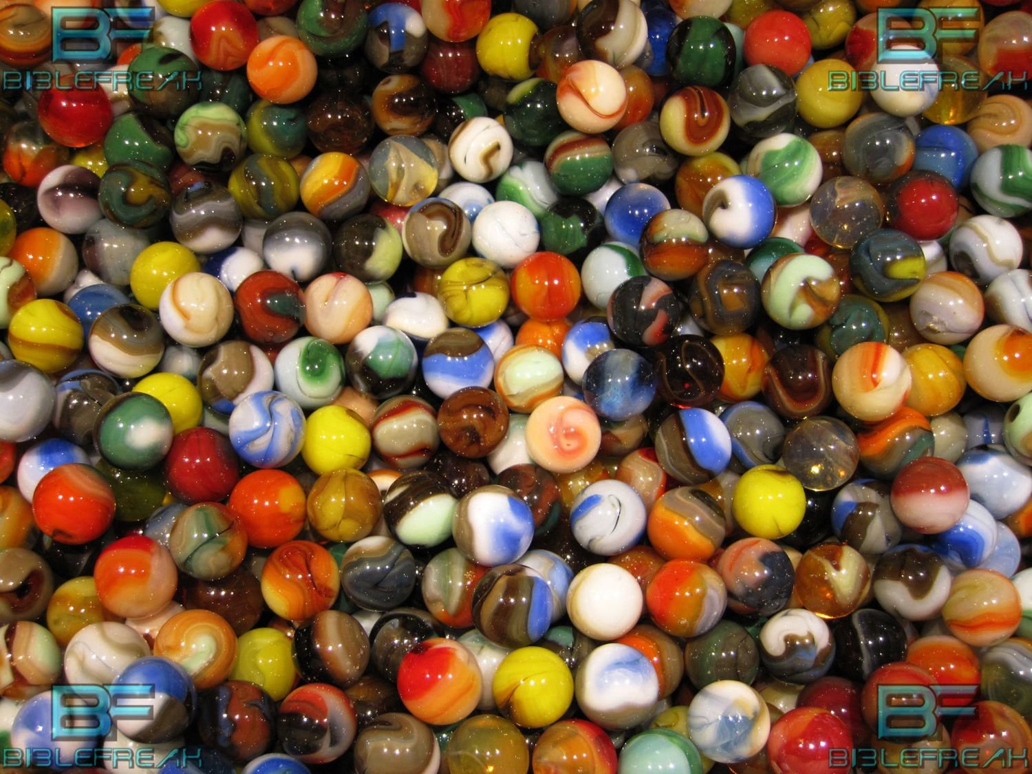 25 JABO Classics 5/8" Marbles from 2005 Many with UV