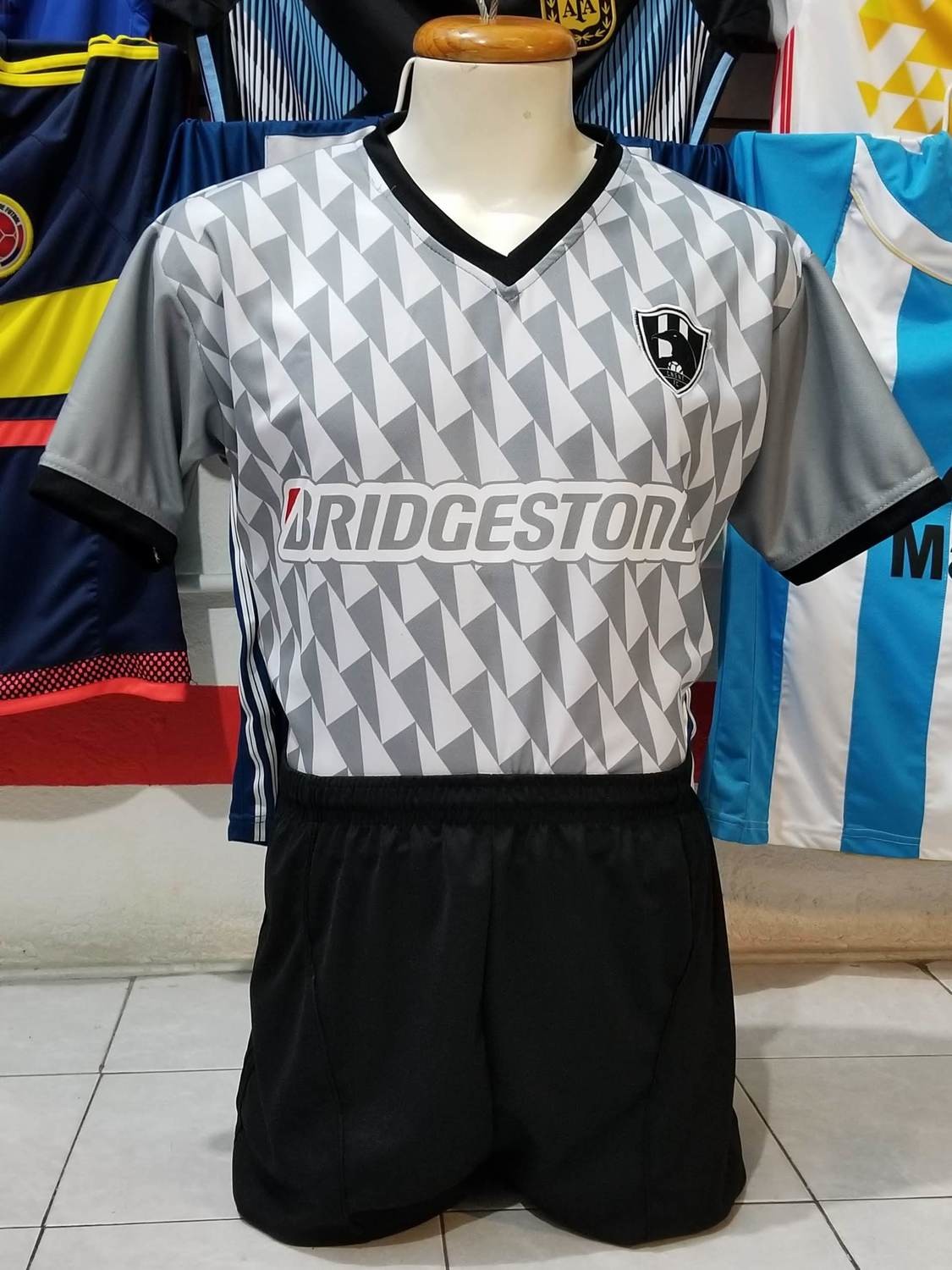 UNIFORME CLUB DE CUERVOS VISITA 2019 NUEVA TEMP DRI-FIT