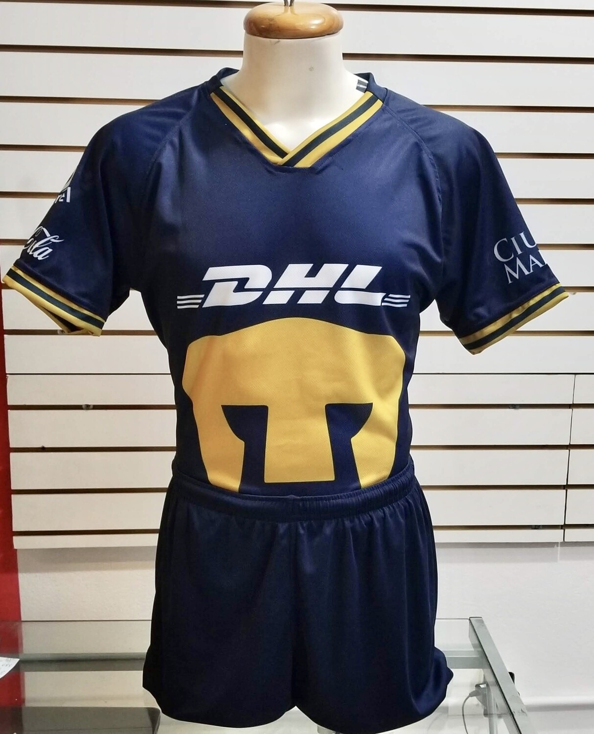 UNIFORME DE FUTBOL PUMAS VISITA 2019-2020 DRI-FIT