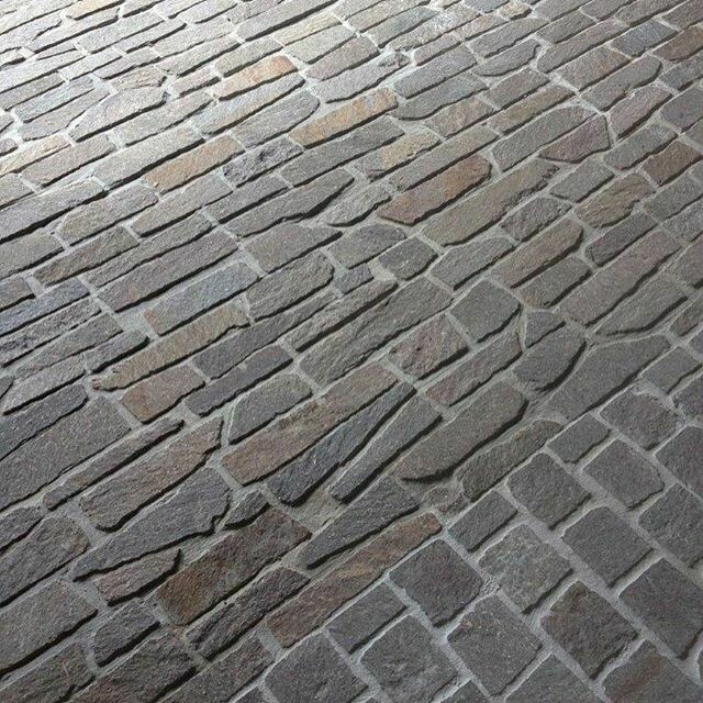 Italian Porphyry Filetti Stone