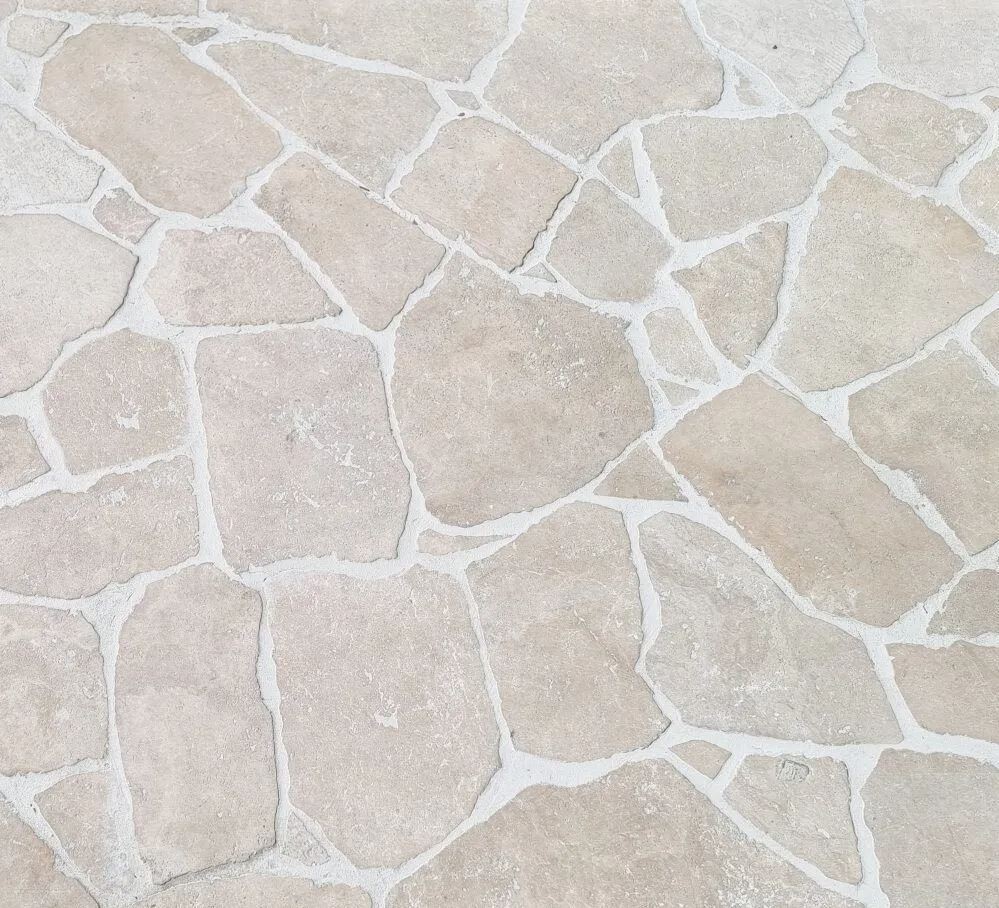 Tuscan Ivory Travertine Crazy Paving (20mm)