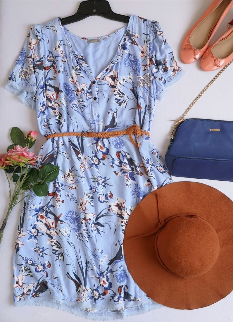 VESTIDO CORTE RECTO INCLUYE CINCHO