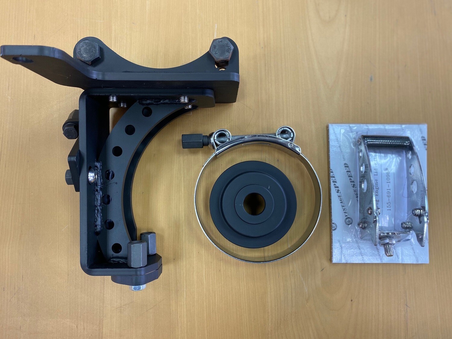 TYPE 1 AIR CONDITIONER COMPRESSOR BRACKET FOR SANDEN 1968~77