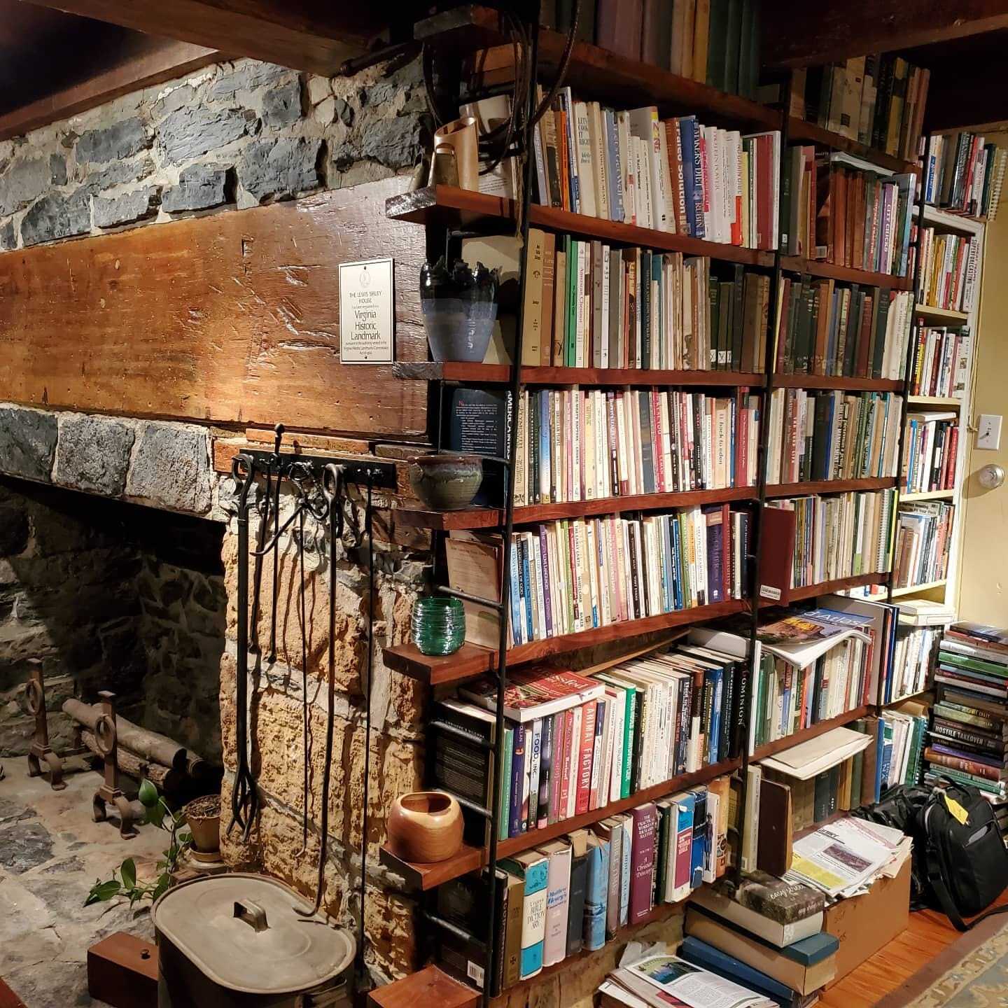 BOOKS & DVDS