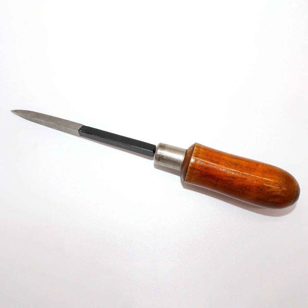 Bevel Knife