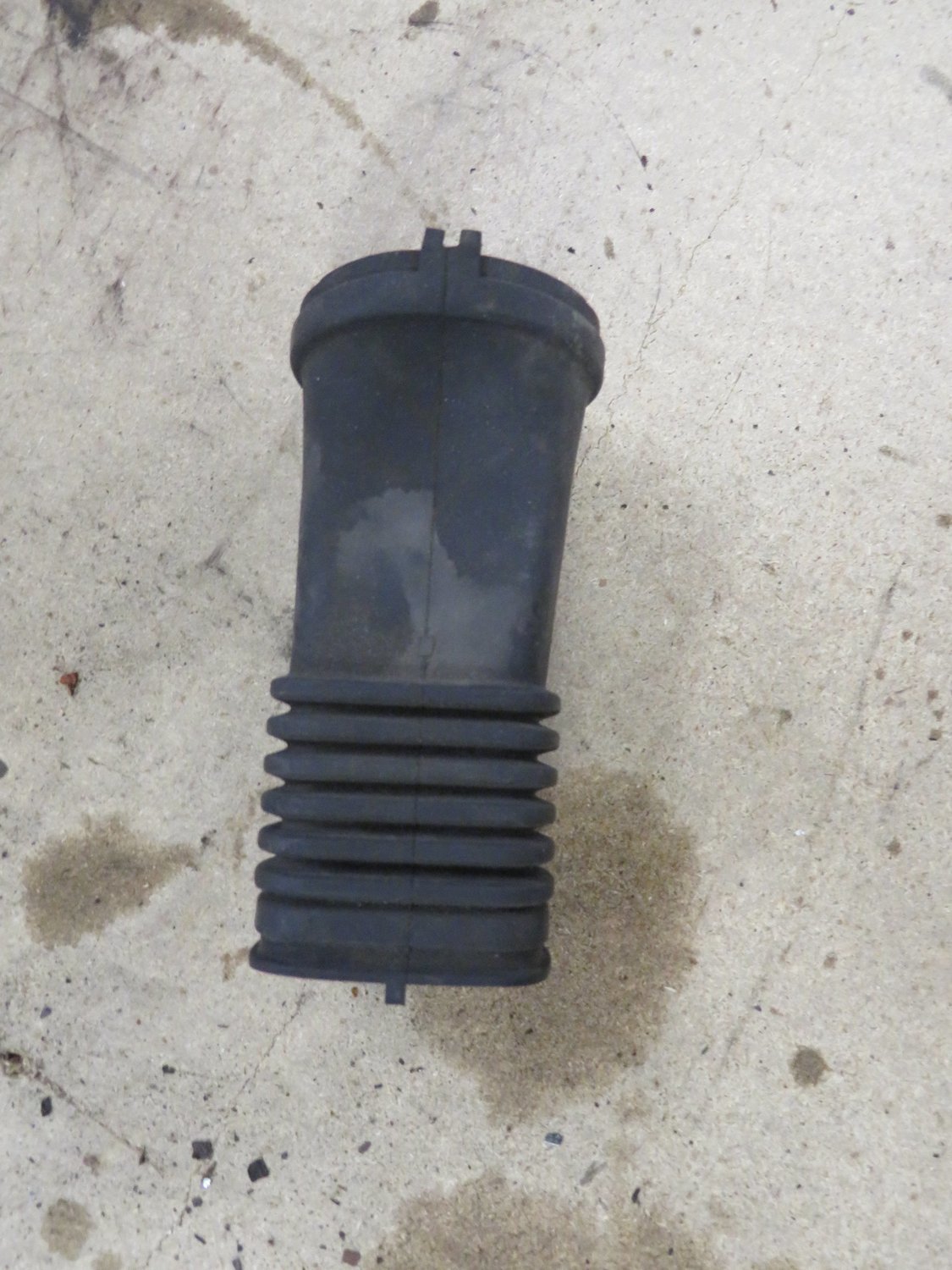 Honda Integra Type R DC5 Air box Intake Lower Pipe Inner Section Fits ...