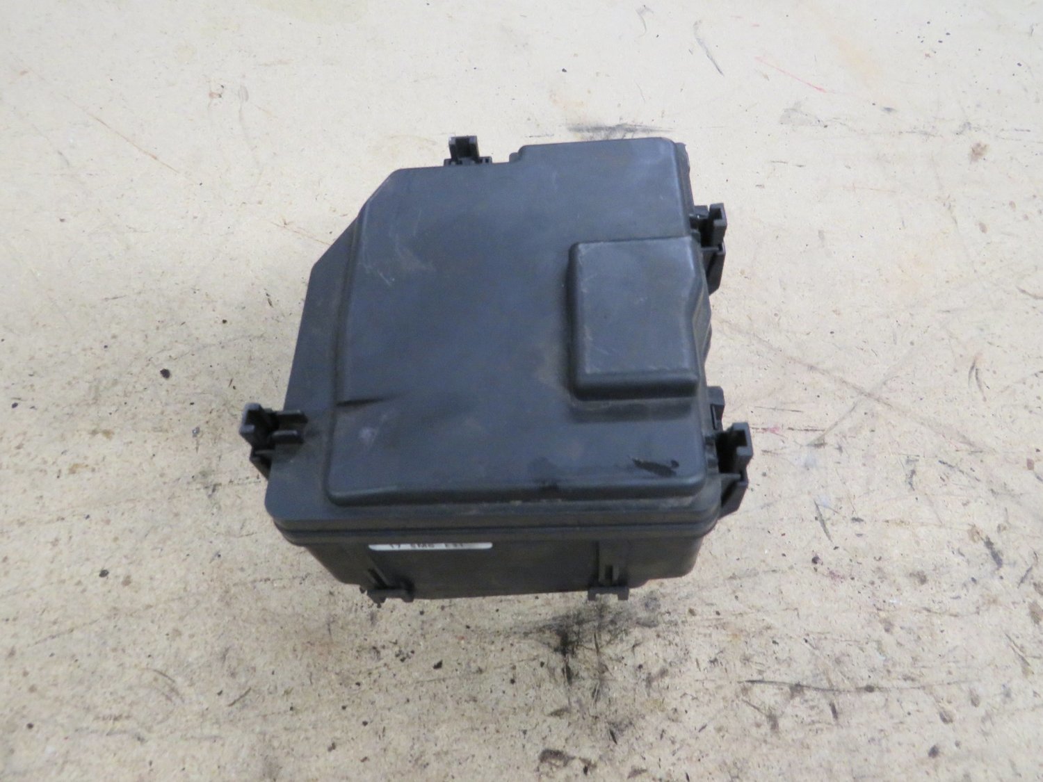 Civic Type R FN2 Engine bay fuse box Complete with Relays and fuses