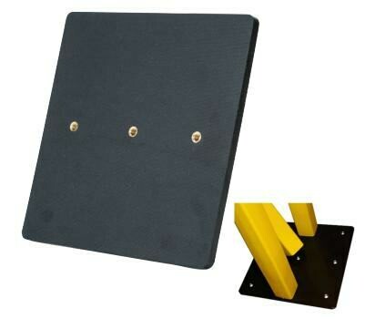 Fusion Multi-Stump 3x Stumps with All Weather Base and spikes