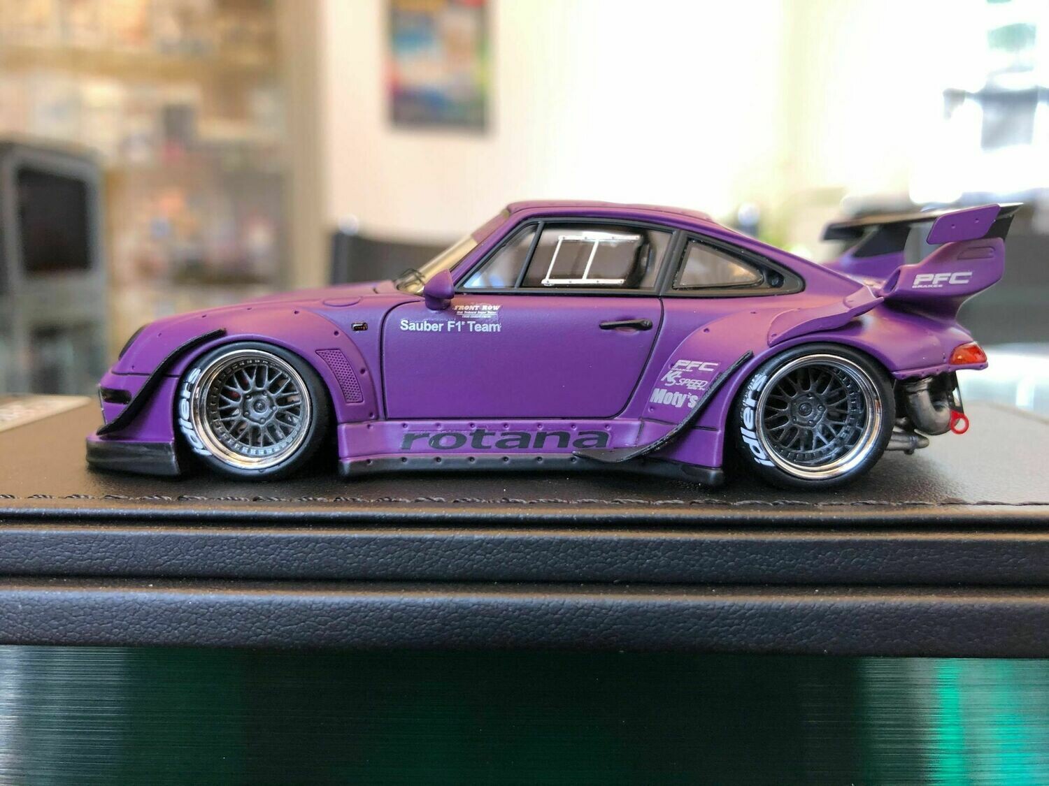 RWB 993 Matte Purple(IM) 1/43