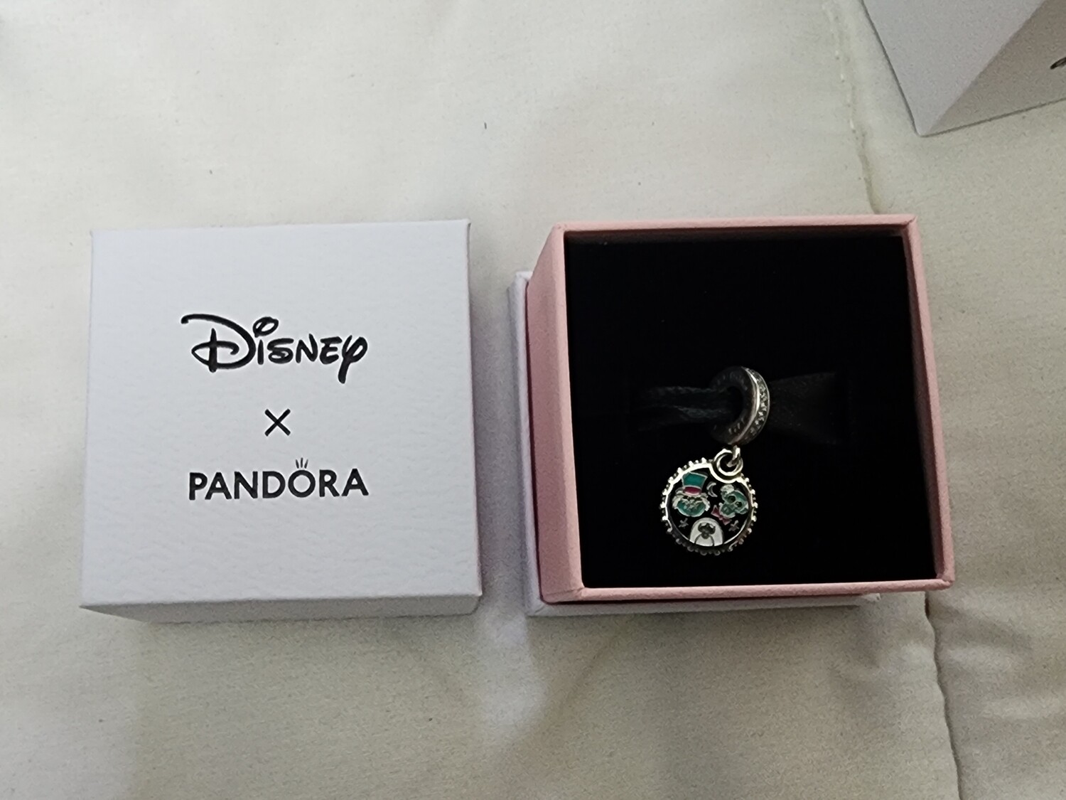 Disney Pandora Haunted Mansion Hitchhiking Ghosts charm