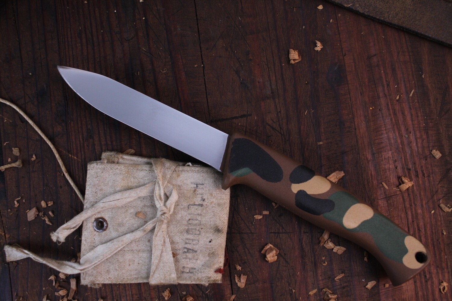 Gerber Classic A400 4" Fixed Blade Knife / Camo Armorhide / Satin M2HS ...