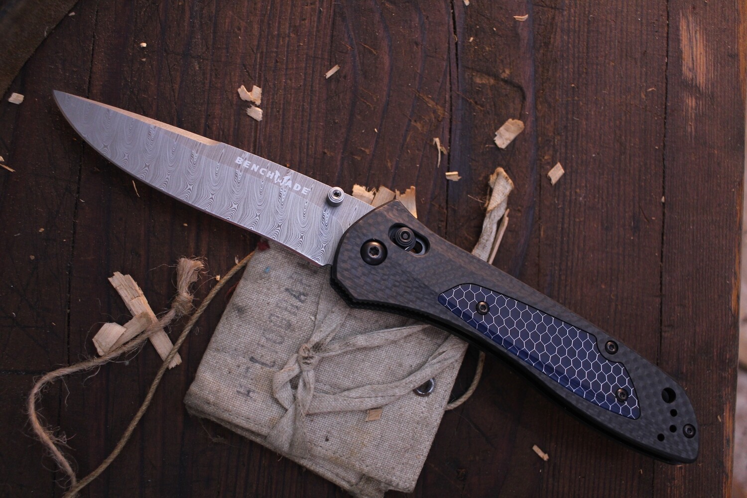 Benchmade Gold Class 710 3.9" AXIS Lock Folder / Carbon Fiber & C-Tec ...