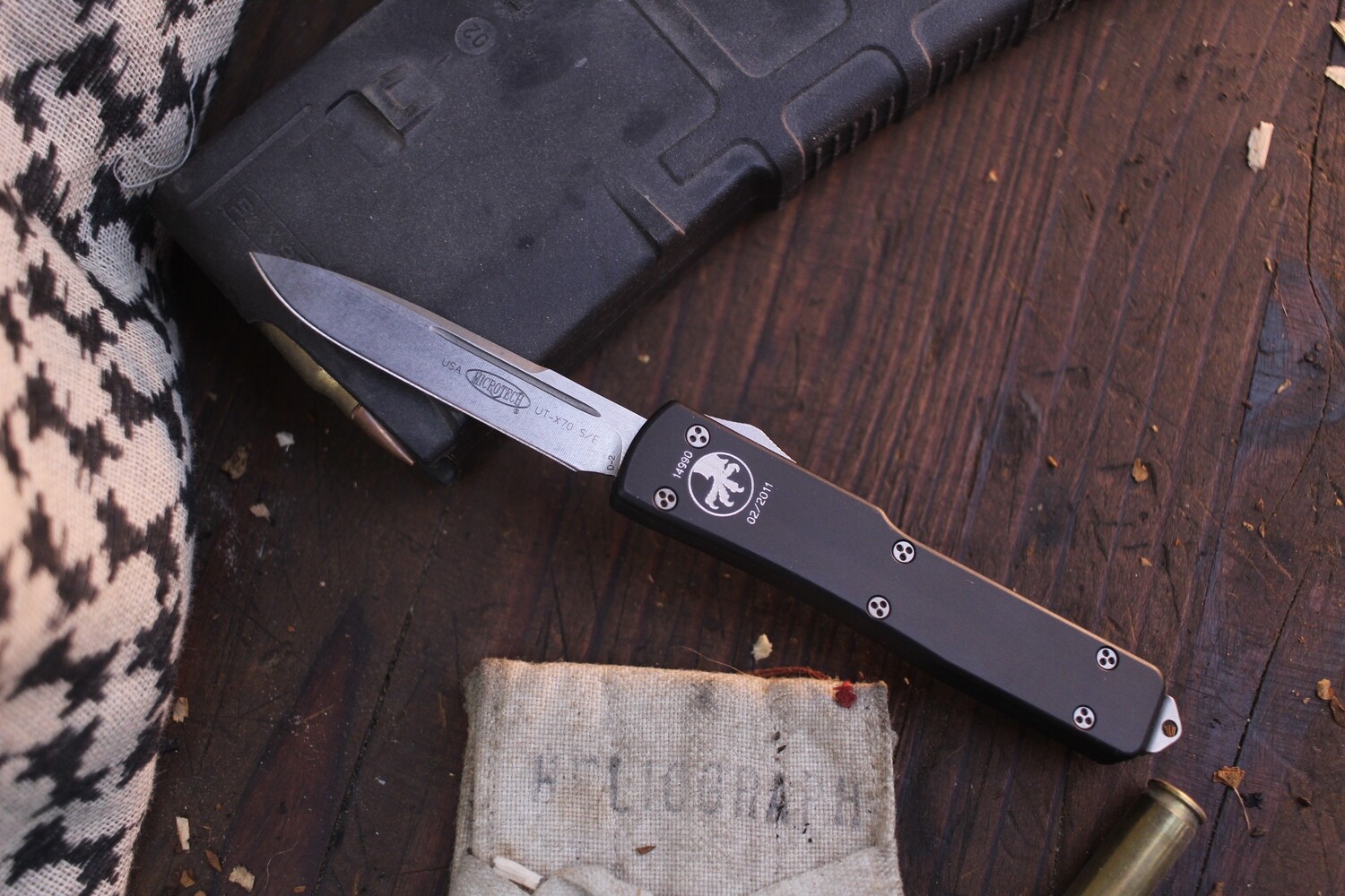 Microtech UTX-70 S/E 2.4" OTF Automatic / Black Aluminum / Stonewash ...