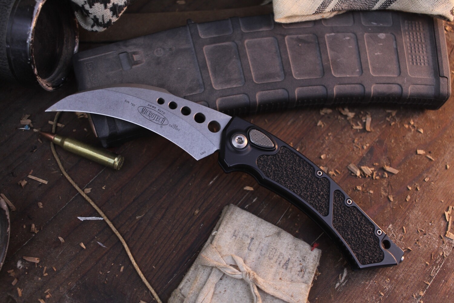 Microtech Hawk Auto 3.95" Automatic Karambit / Black Aluminum & Grip ...
