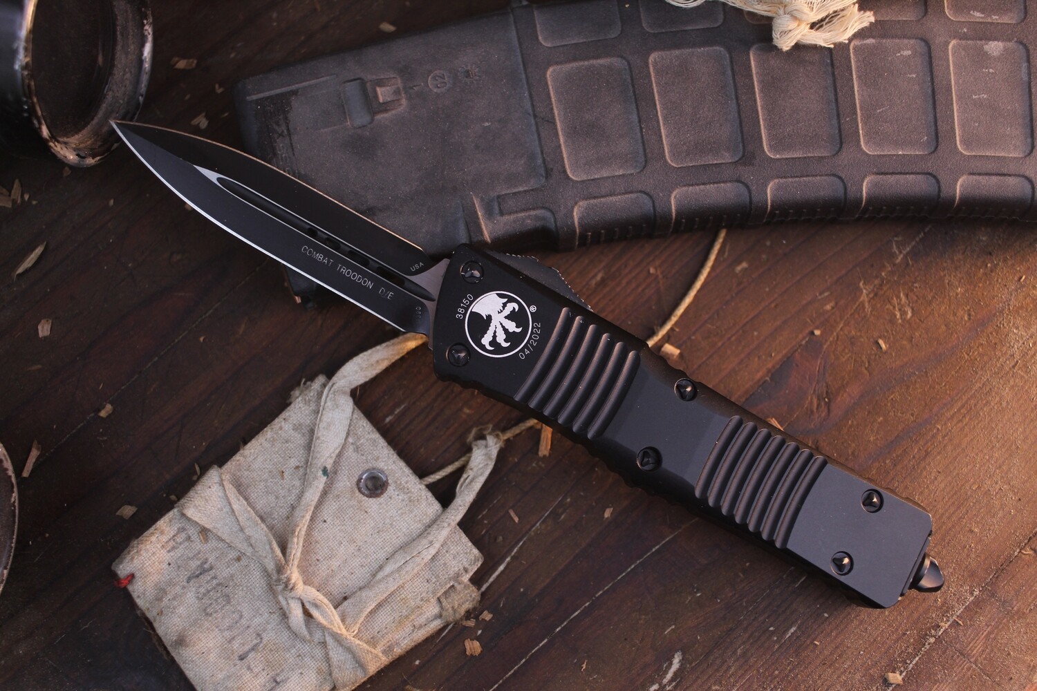 Microtech Combat Troodon D/E 3.8" OTF Auto / Black Aluminum & Custom ...