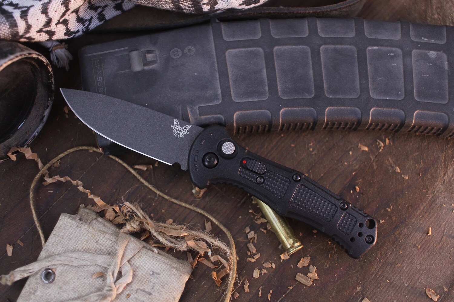 Benchmade Mini Claymore 3"Auto Folder / Black Grivory / Black CPM-D2