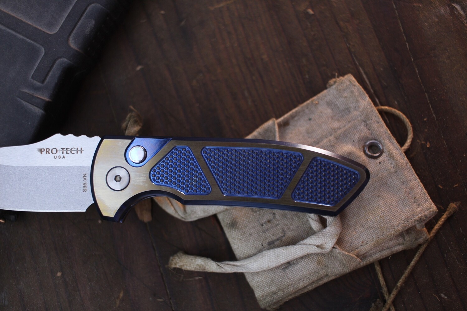 Copy of Pro-Tech Left Hand Les George SBR 2.6" Automatic Folder / Black ...