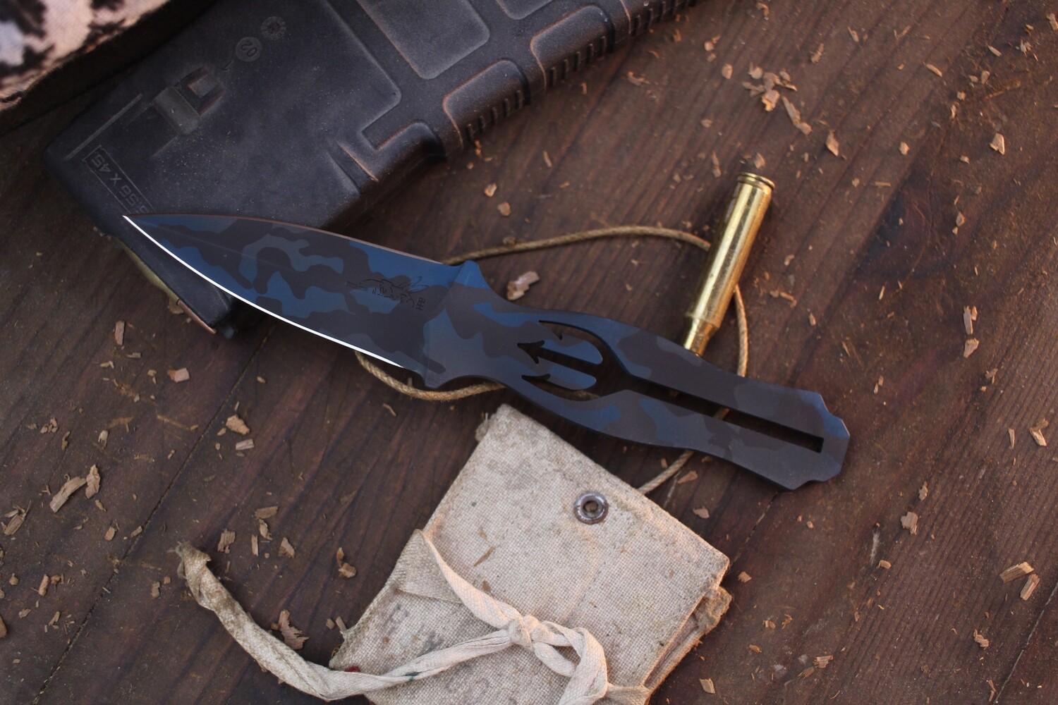 Half Face Trident 2.5" Fixed Dagger / Skeletonized / Ocean Multi Cam ...