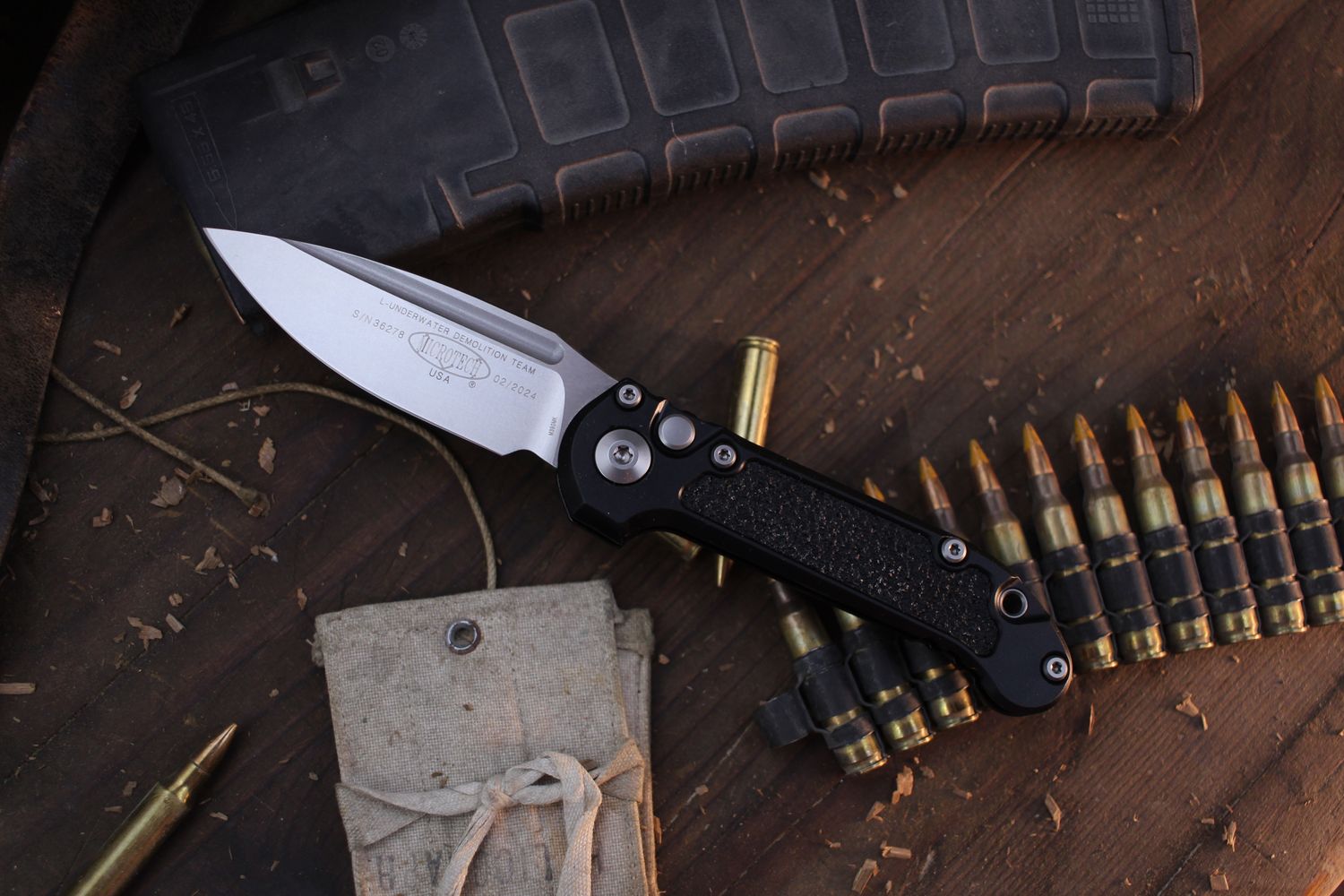 Microtech LUDT Gen III 3.45" AUTO Folder / Black Aluminum & 3M Traction ...