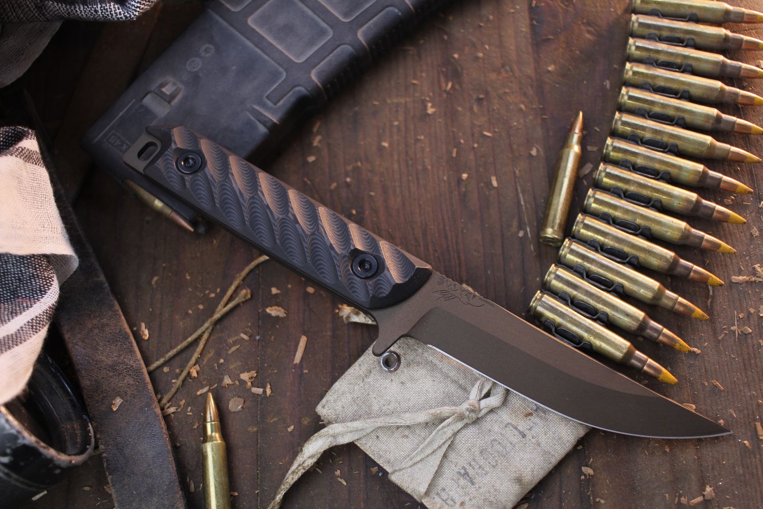 Half Face Blade Kwaiken FC 4.25" Fixed Blade / Dark Dunes Carbon Fiber ...