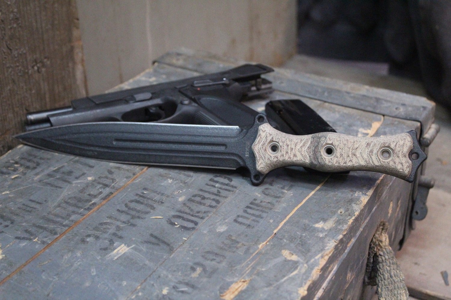 Busse Combat Force Multiplier V8 8" Fixed Blade Dagger, Tan & Black ...