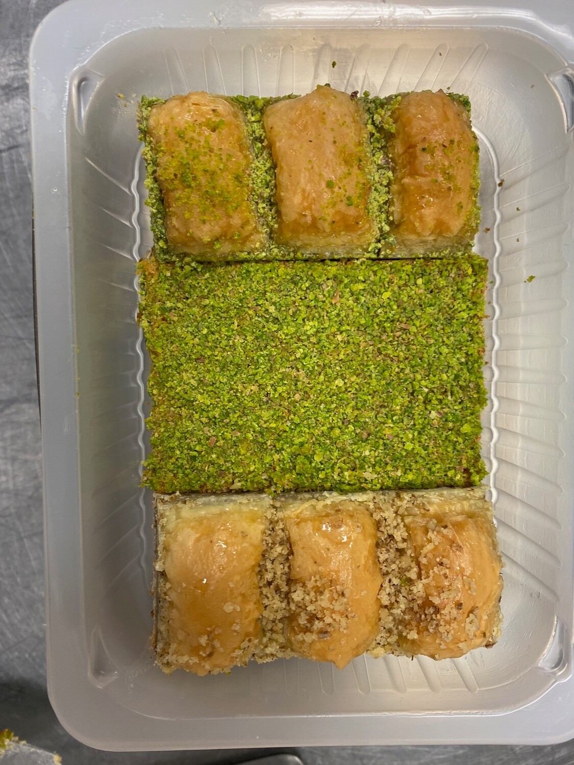 MODA Baklava & Kadaifi Assortment (12Oz)