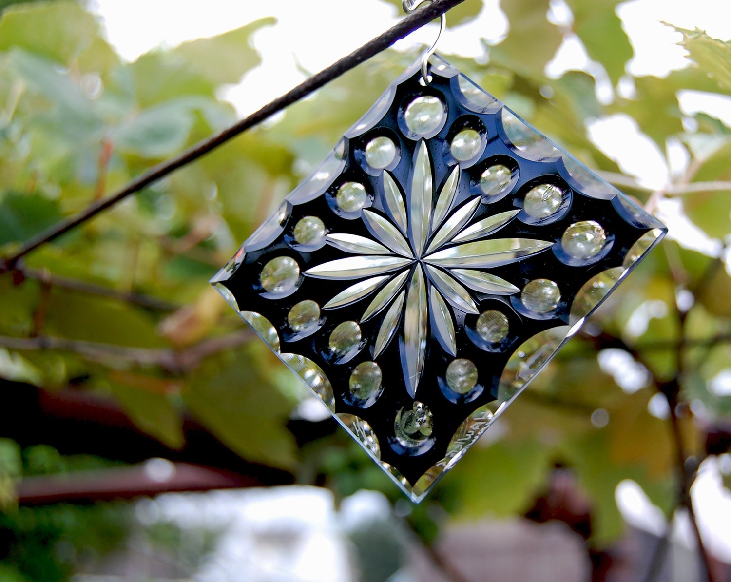 Black Star & Punty Flashglass