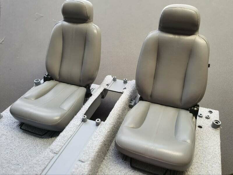DeLorean 1:8 Scale Replacement Seats