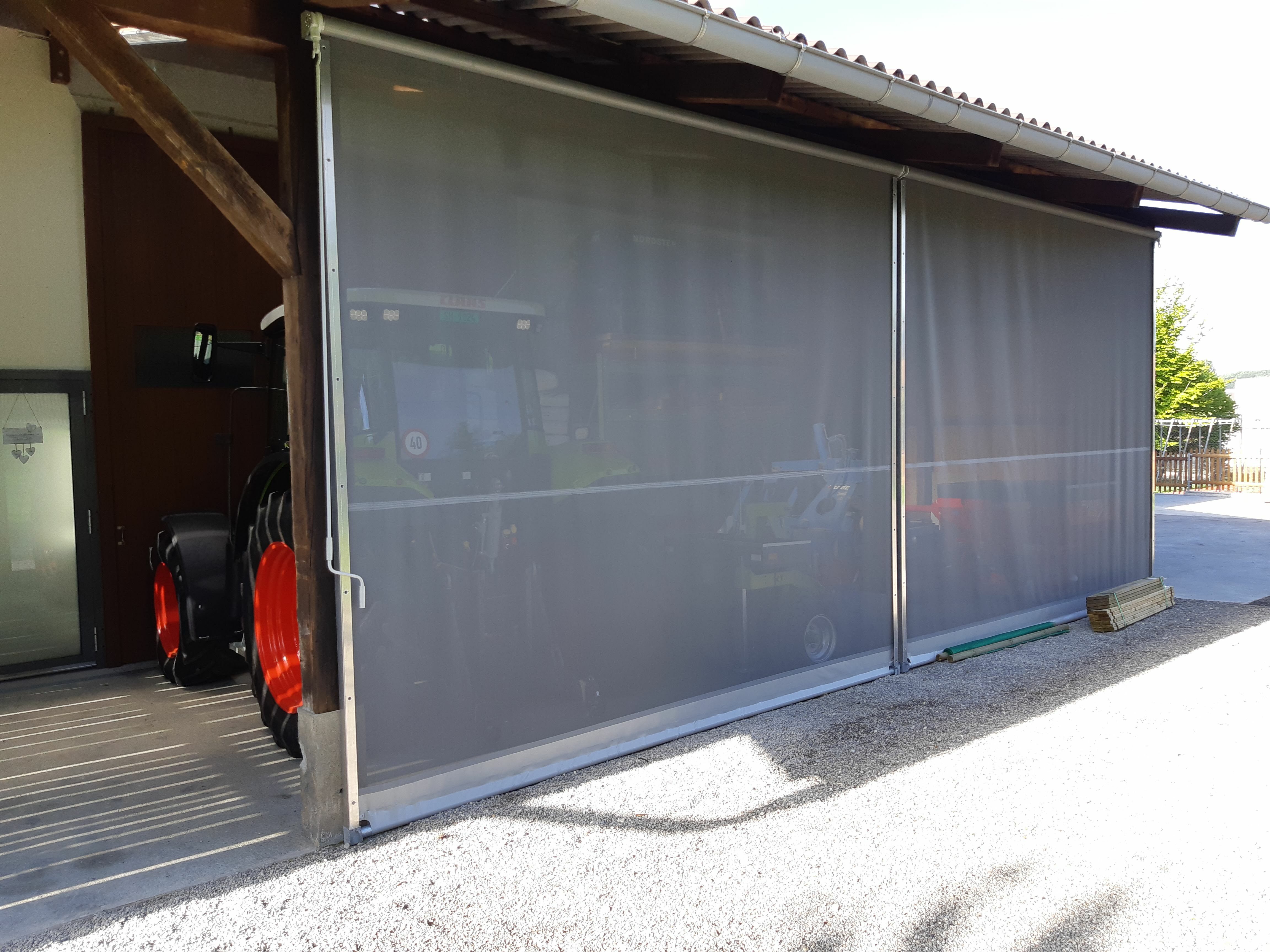 Rollvorhang – Webshop – Dirim Webshop – Produkte für die Landwirtschaft