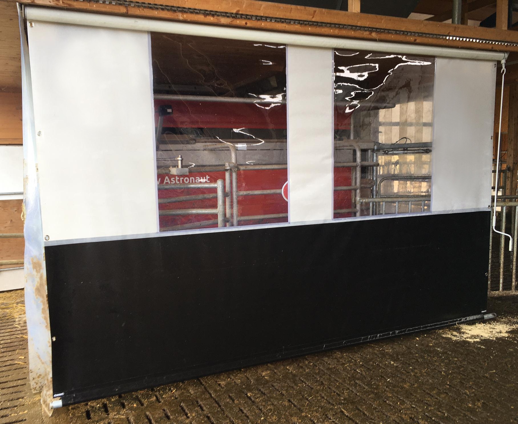 Rollvorhang – Webshop – Dirim Webshop – Produkte für die Landwirtschaft