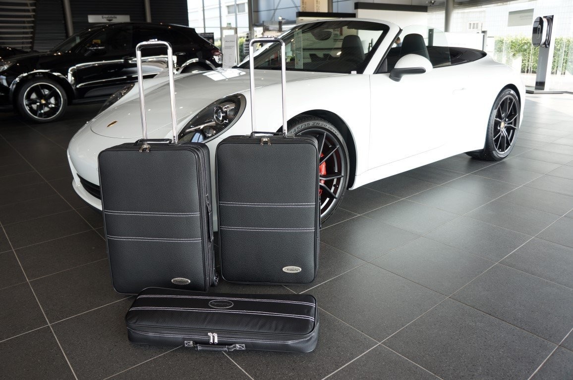 Roadsterbag Porsche 992 front trunk Version A