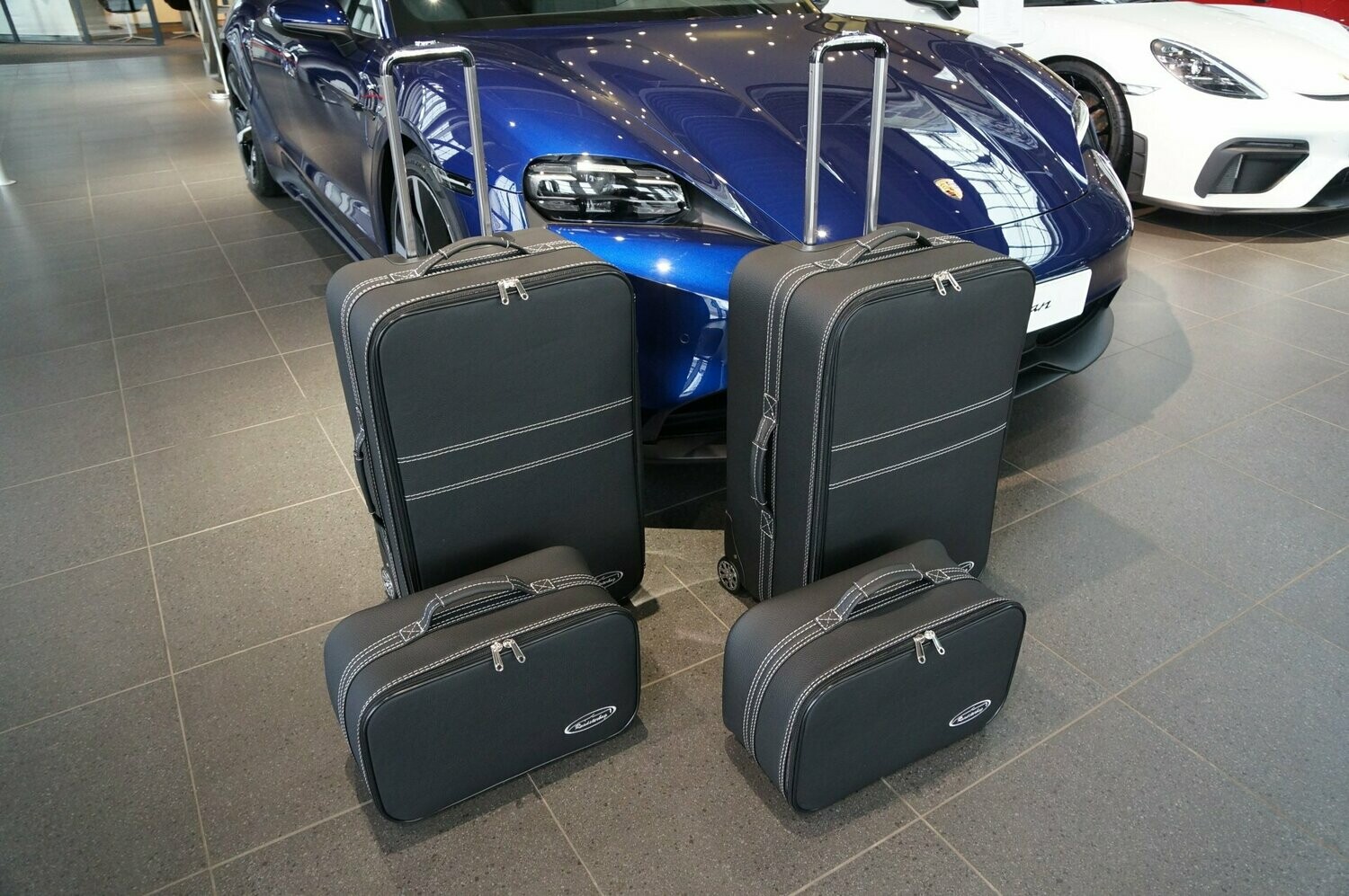 Roadsterbag Porsche Taycan rear trunk (completely leather)