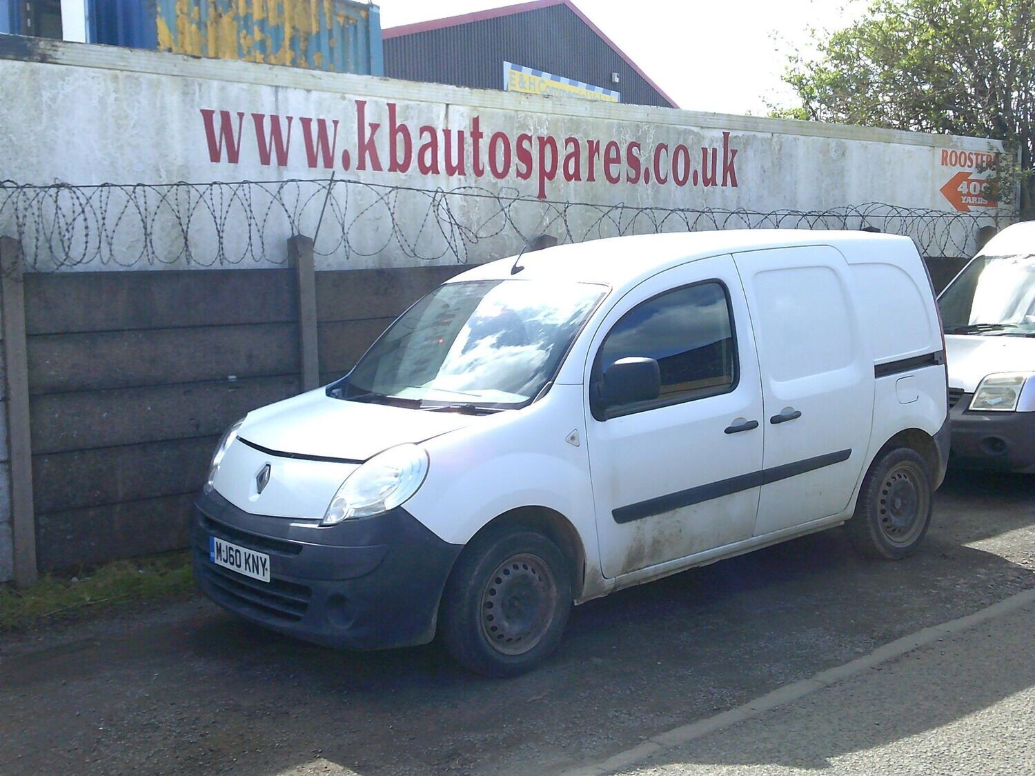 renault kangoo 2010 1.5 dci breaking for spares..click for info