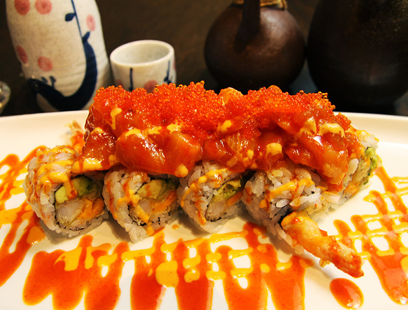 Hot Night Roll (8 pcs)