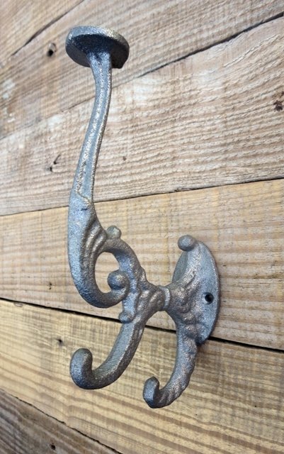 Victorian Hook ~ H016