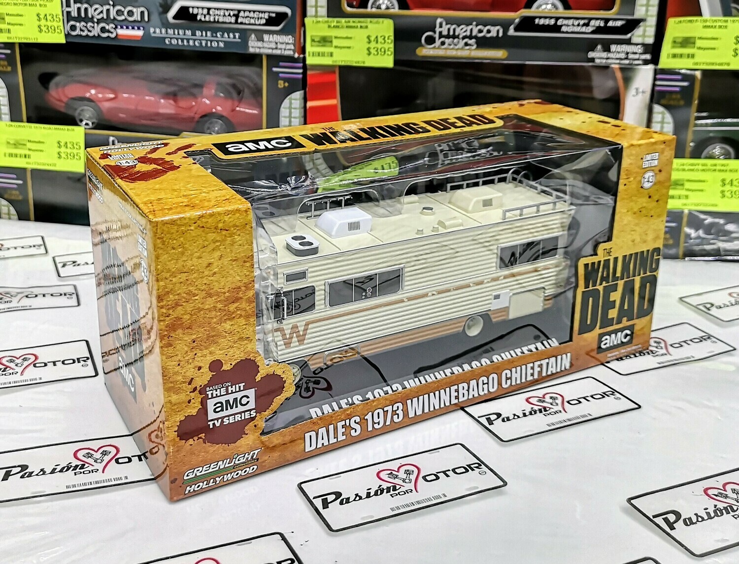 1:43 Motorhome Winnebago Chieftain 1973 Dale´s The Walking Dead ...