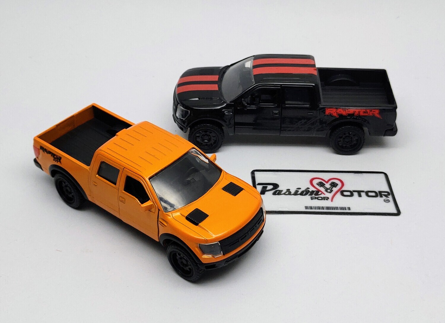 1:44 / 5 Pulgadas Ford F-150 SVT Raptor Super Crew Pick Up 2011 Jada ...