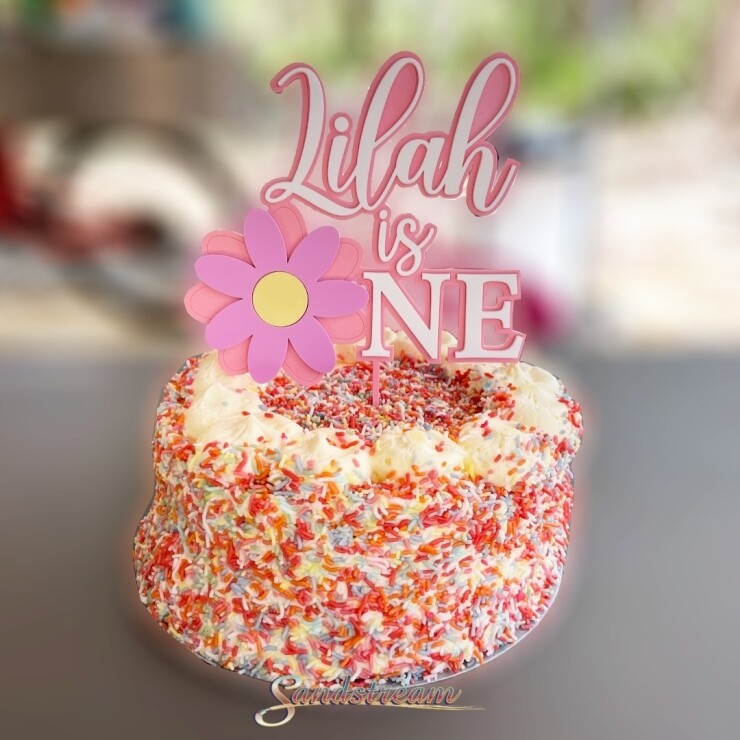 Daisy One Cake Topper