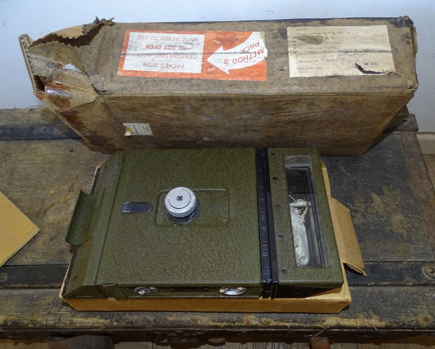 Episcope char Sherman ,chaffee 1944 Stock NOS.