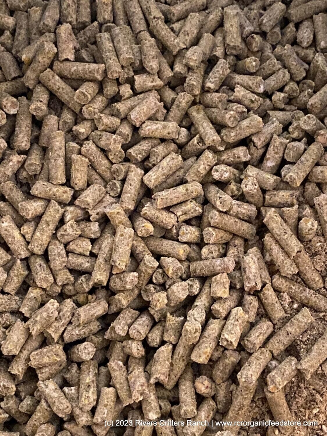 Broiler Grower Organic 18 Pelleted Feed